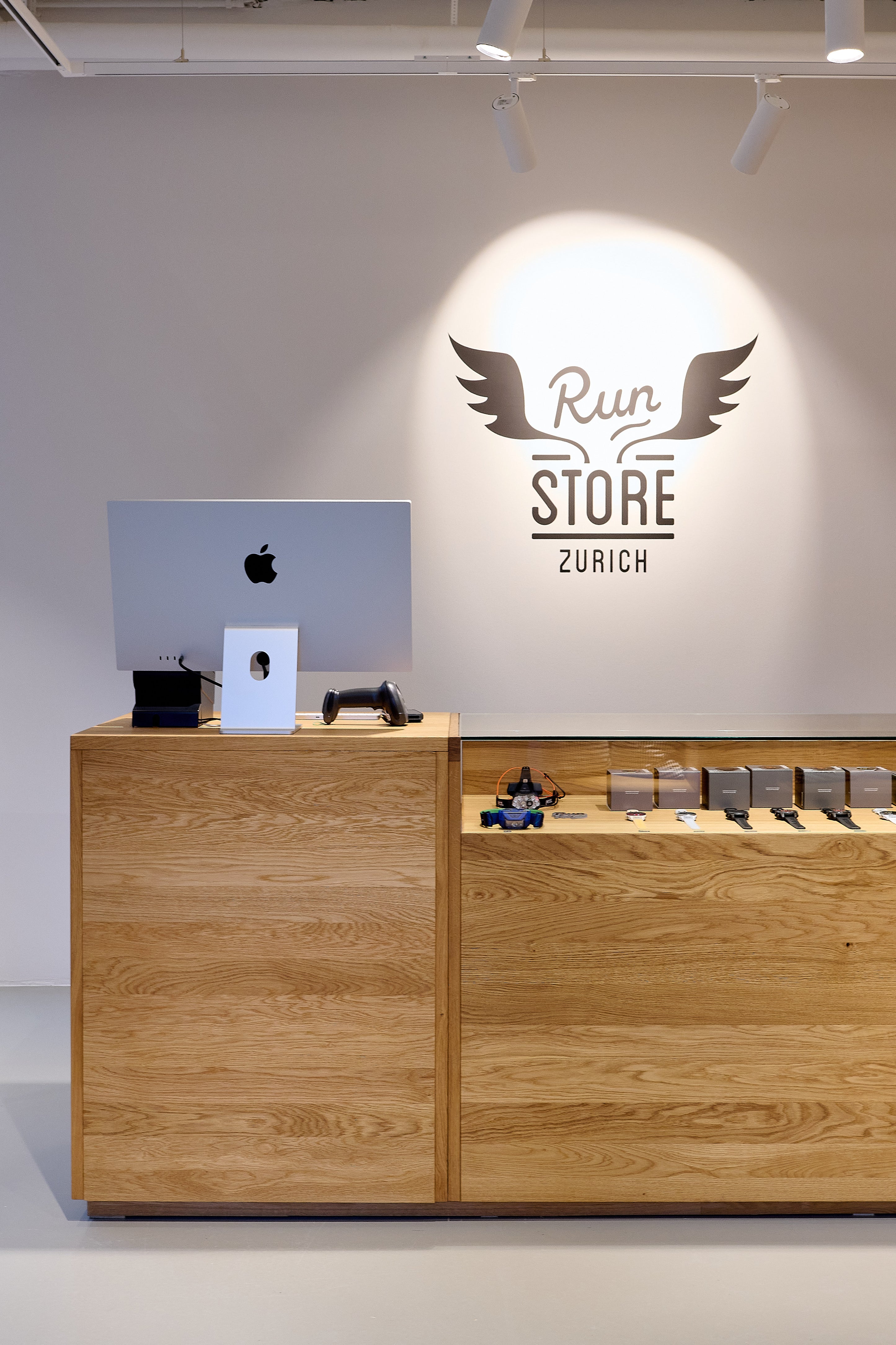 Run Store Zurich - Premium Running Gear, Shoes & Apparel I Zürich